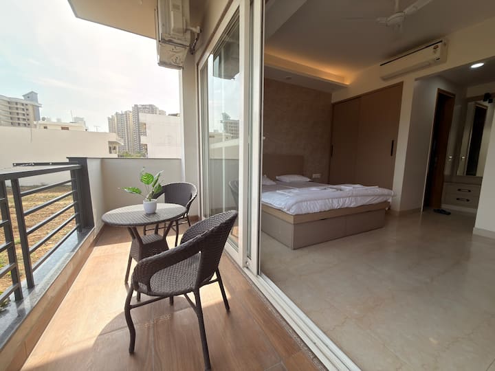 3bhk Modern Flat | Tranquil And Serene - Manesar