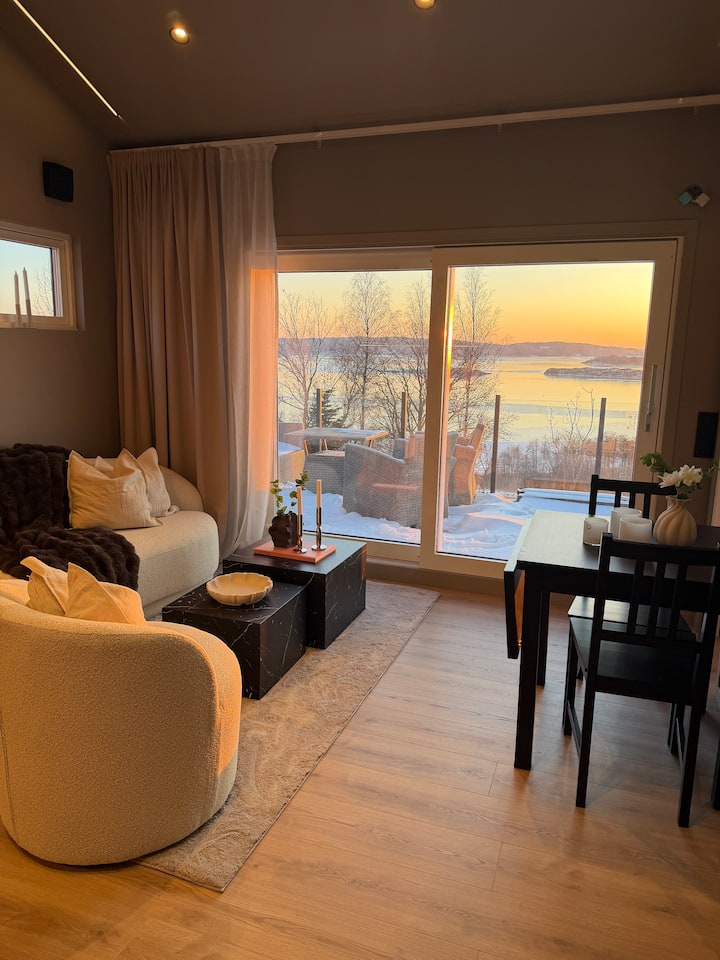 Stuga Med Fantastisk Utsikt öVer Hafstensfjorden - Uddevalla