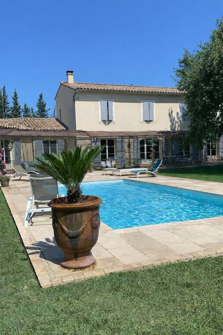 Large Provençal Villa With Private Pool - Orange