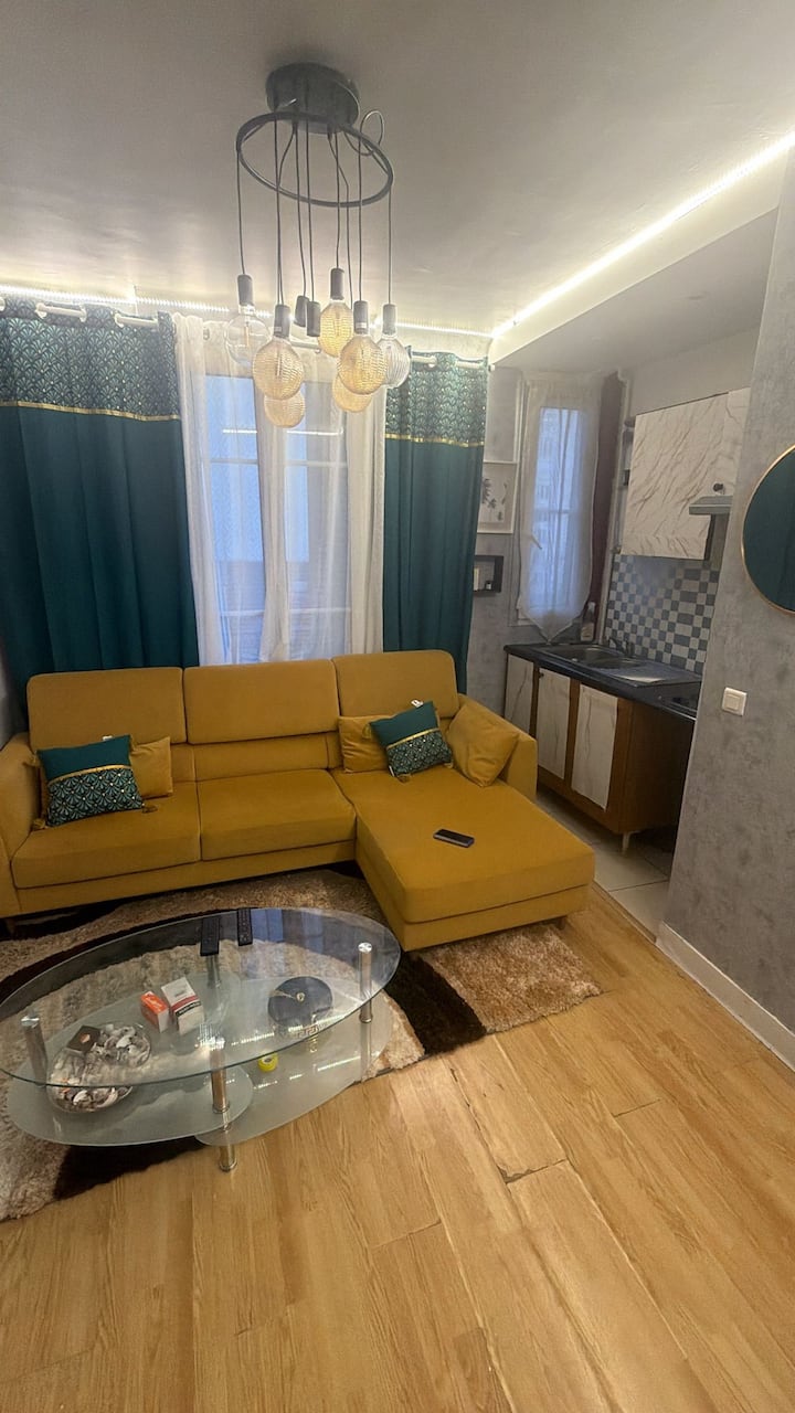 5 Minute De Marche De La Gare Et Des Commerces - Courbevoie