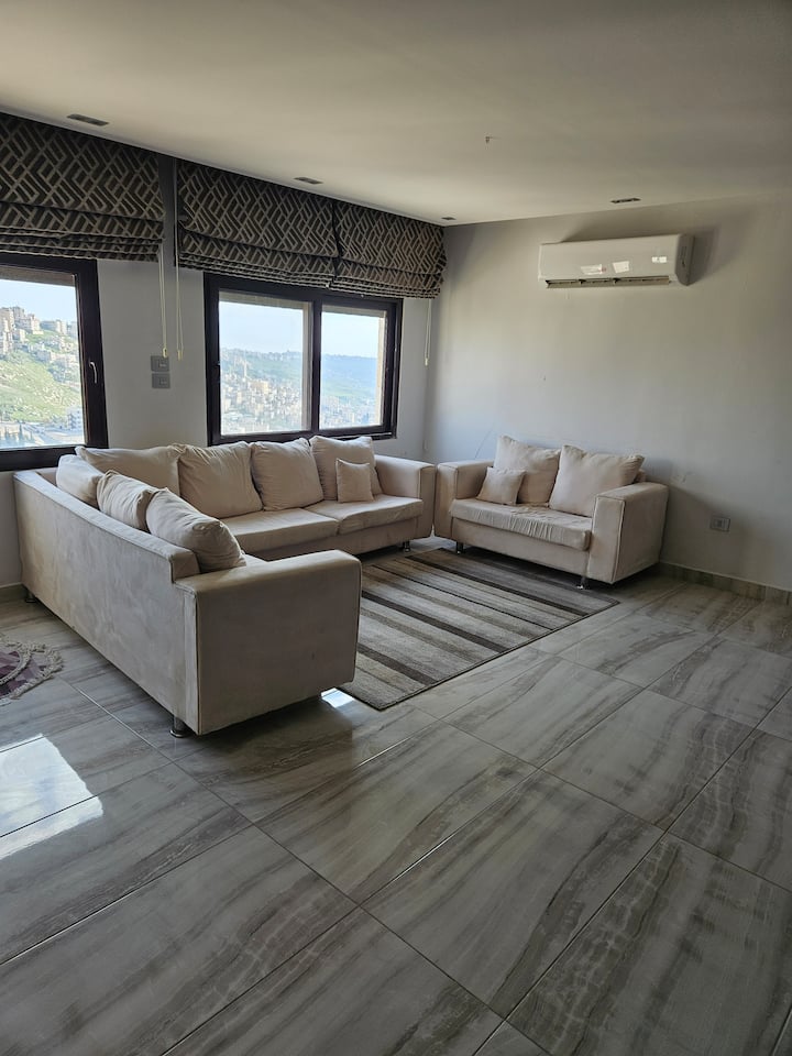 Furnished Apartment With Jacuzzi & Private Gym - Amman