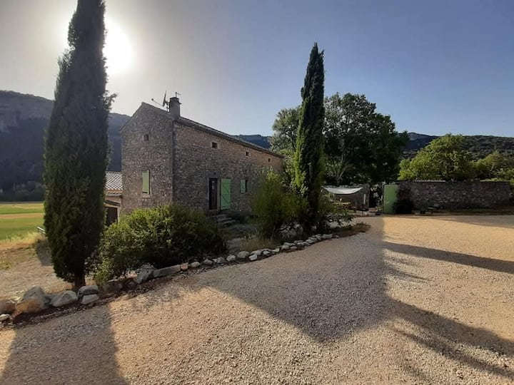 Petite Parenthèse De Sérénité - Vallon-Pont-d'Arc
