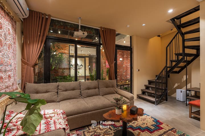 3bedroom-homecinema-patio-pooltable-patchahaus - China