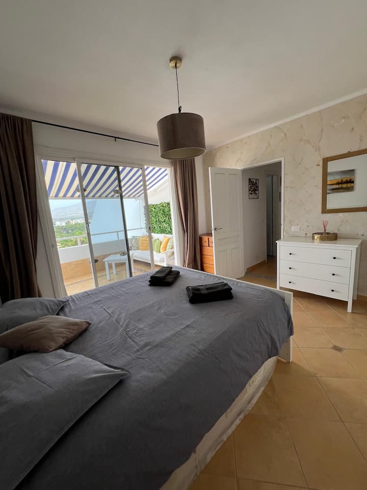Modern 2bed 2bath · Sea Views · Heated Pool - Costa Adeje