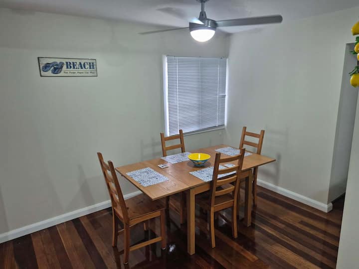 Central Seaside Home - Magnetic Island