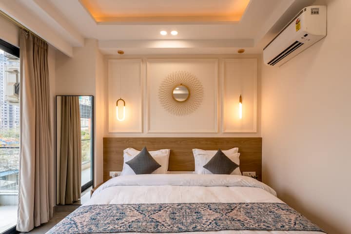 Modern 1 Bhk Service Apartment Near Paras Downtown - Gurugram