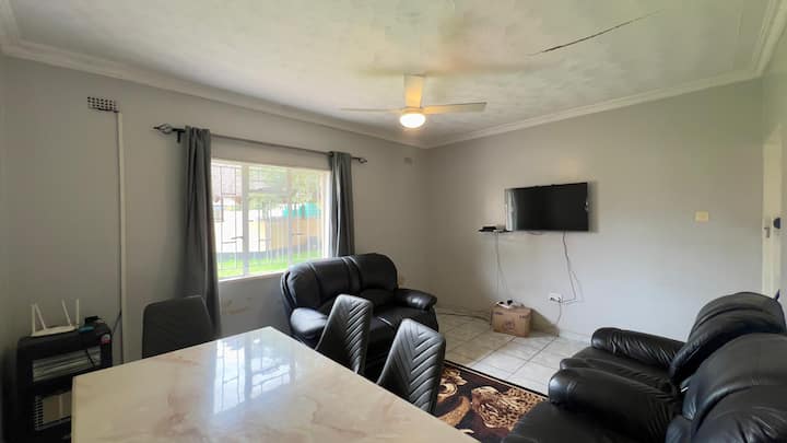 Manresa Estate’s Peaceful 2 Bedroom Apartment - Zimbabwe