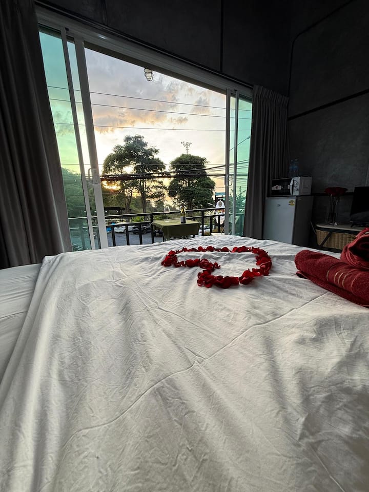 Reeno Sea View Romantic Room - Kata Beach