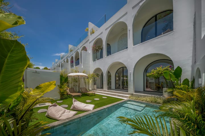 Unu Villa 6 : Mediterranean 2br W/ Rooftop & Pool - Bali