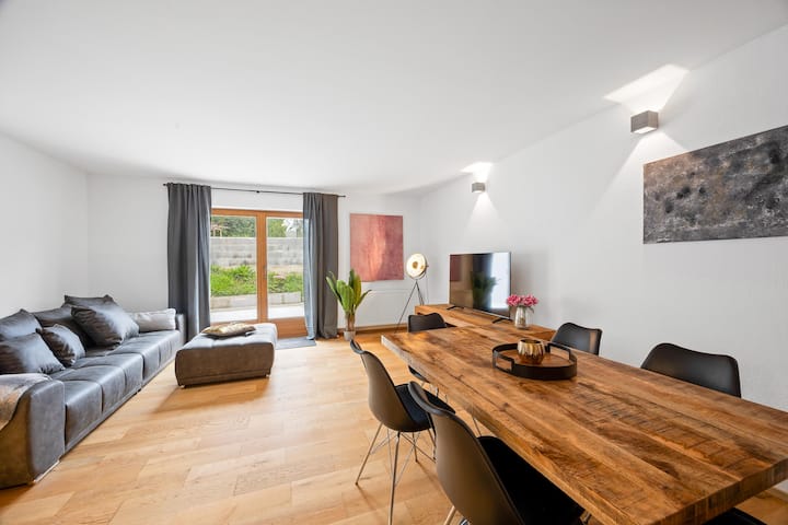 Ferienwohnung Mit Bergblick Und Großer Terrasse - Stephanskirchen