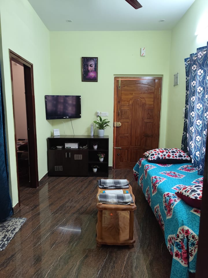 My Sooru | Spacious 2bhk Homely Retreat - Mysuru