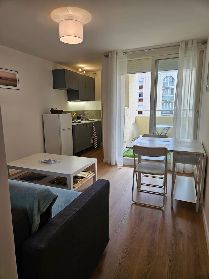 Bel Appartement 1 Chambre à 3 Minutes De La Gare - Sète