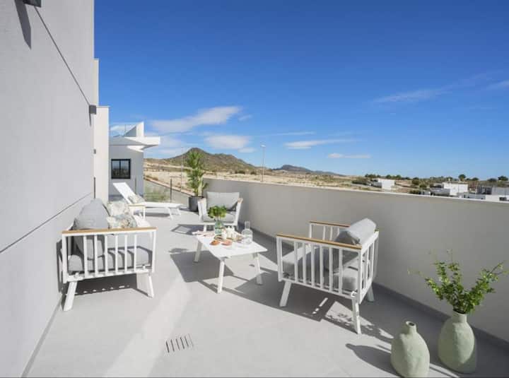 Azalea Townhouse 183, Avenida De América - Murcia