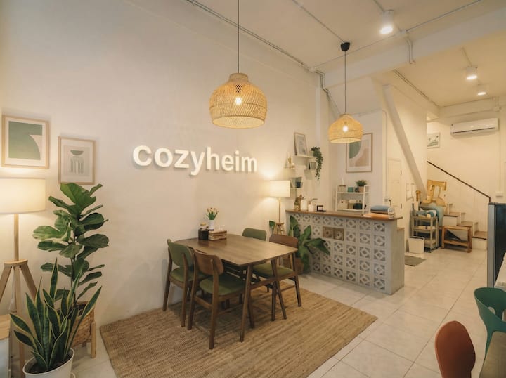 Yaowarat Vibes | Dormitory In The Heart - Bangkok