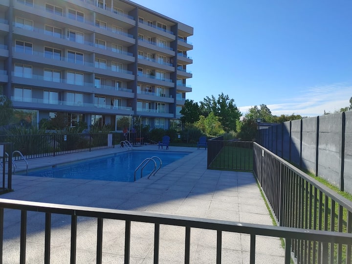 Elegant Uptown Condo W/ Sunset Views And Pool - Curicó