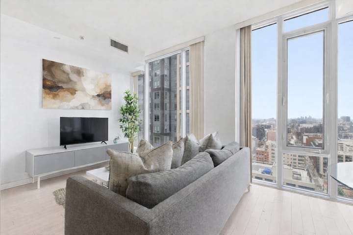 Ideal Home Base For City Adventures - Toronto
