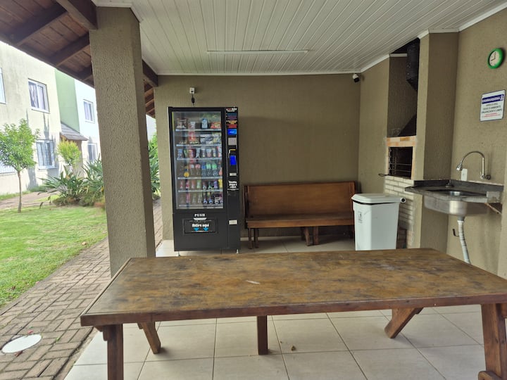 Apto De 2 Quartos Perto Da Universidade Fevalle. - Dois Irmãos