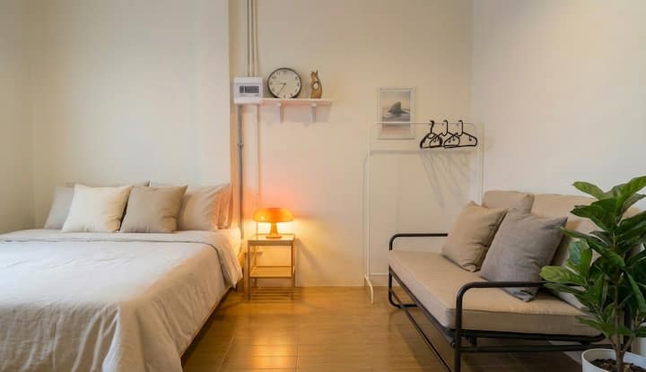 Chinatown Heart · Private Room With Own Bathroom - Bangkok