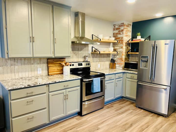 Cedar Cottage - Rupert, ID