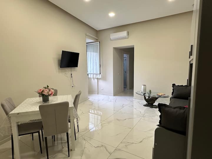 Enuma - Salvator Rosa - Naples