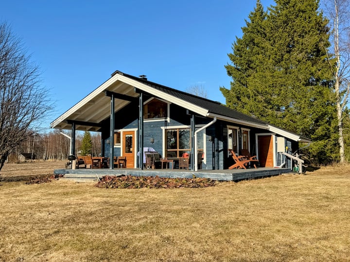 ÄMmi’s Cabin | Riverfront Cabin In Lapland + Sauna - Keminmaa