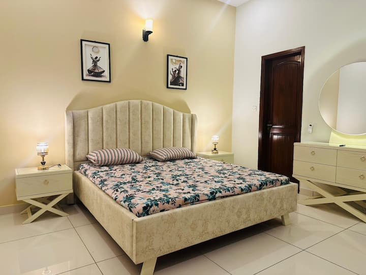 Creek Villa Dha Phase 8 Karachi - Karachi