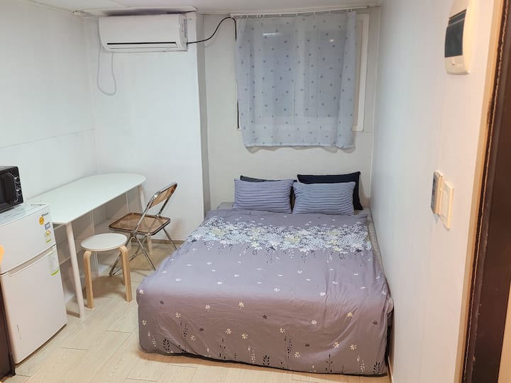 [305]hongdae Stn 5min/private Toilet/2.5f/elevx - Seoul