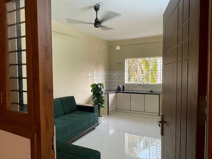 Le Divine C3 | Premium Apartment-
Guruwayur Temple - Guruvayur