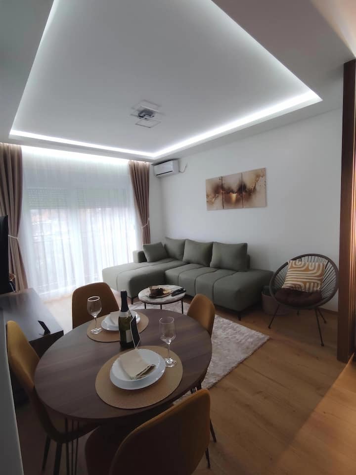 Lux Veritas- Quiet Stay - Serbia