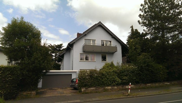 Komfortable Wohnung Mit Garten, Ruhig, Zentrumsnah - Bonn