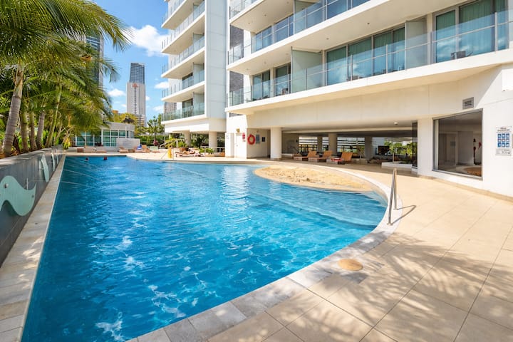 Surfers 1br Escape 3 Mins To Sand - Broadbeach