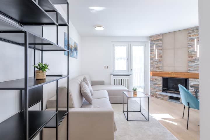 [Blanc4810] Appartamento Moderno Vista Montagne - La Thuile