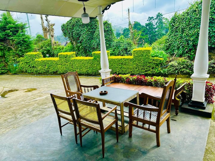 Comfortable Full Bungalow In Nuwara Eliya - Nuwara Eliya
