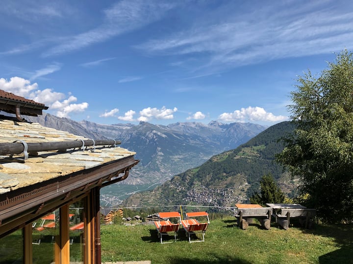 Chalet Mit Sauna & Ski-in/out In La Tzoumaz - La Tzoumaz
