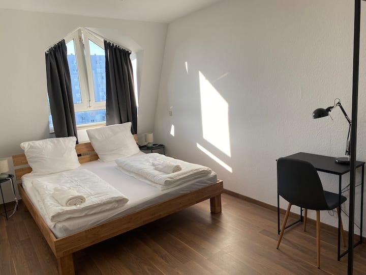 Ruhig & Modern | Uniklinik 10 Min. | Parken - Magdeburg