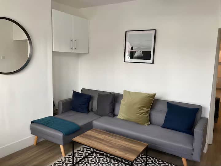 Spacious Terrace By Clumber Park & Van Dyk J30 M1 - Sherwood Forest