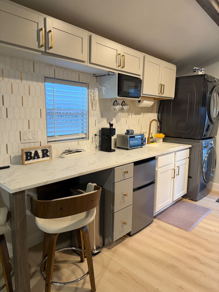 Studio Private Guesthouse W Laundry! - Windermere, FL