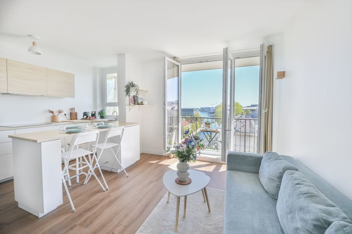 Au Pied Du Métro / Vue D’exception Sur Canal - T2 - Bondy