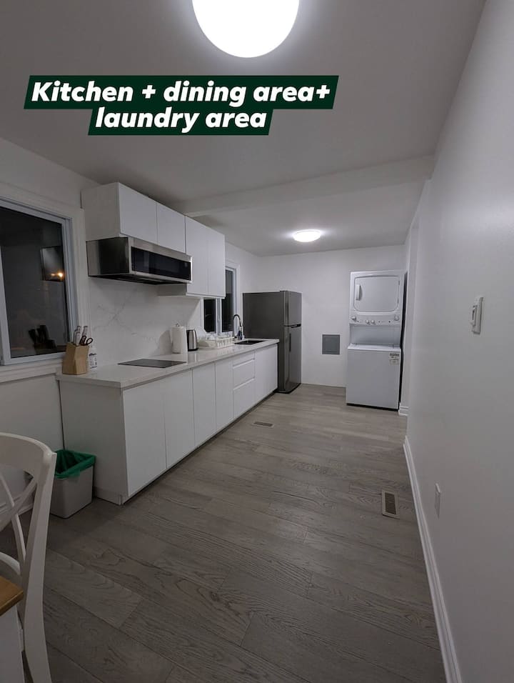 Furnished 2br | Queen Beds | Laundry & Parking - Toronto
