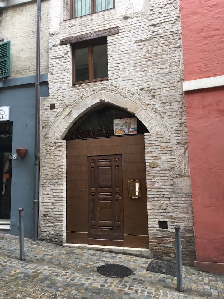 La Casetta Al Teatro - Ancona