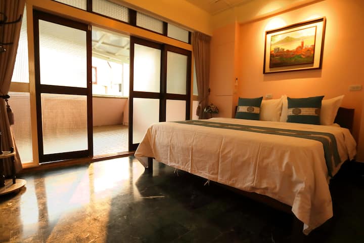 郡役所民宿 - 신강 향