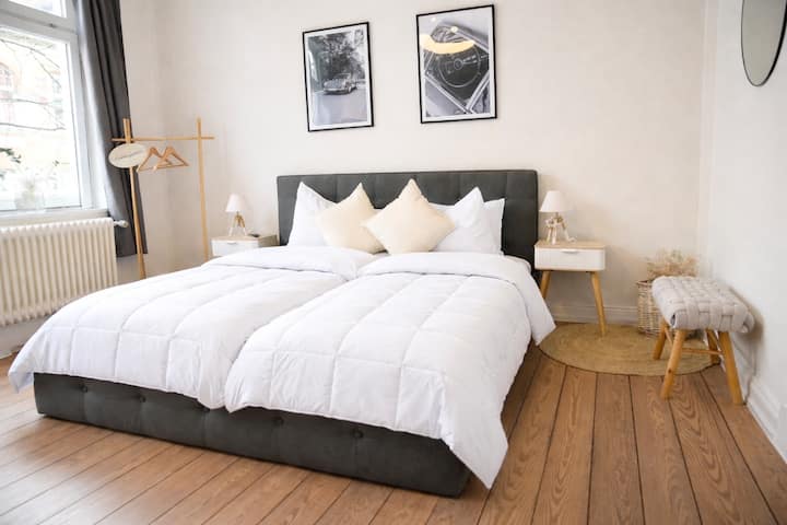 Helle Altbauwohnung In Zentraler Lage - Neumünster