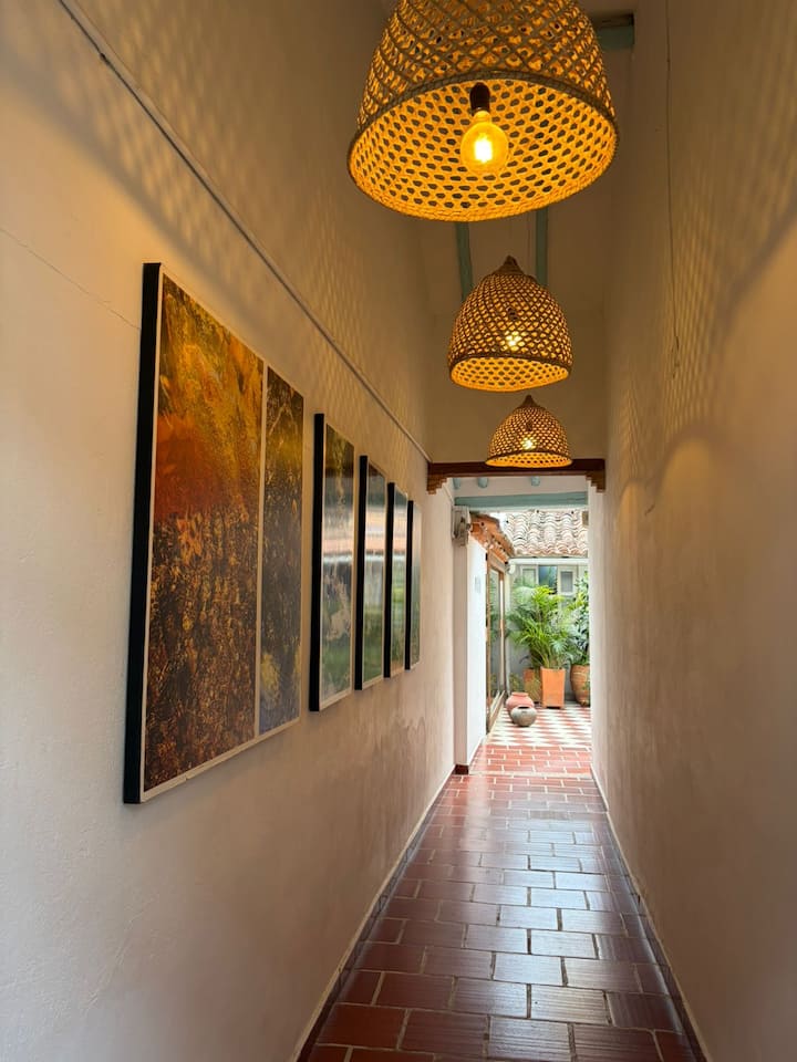 Casa Sencilla A 1 Cuadra De La Plaza, 16 Pax - Villa de Leyva