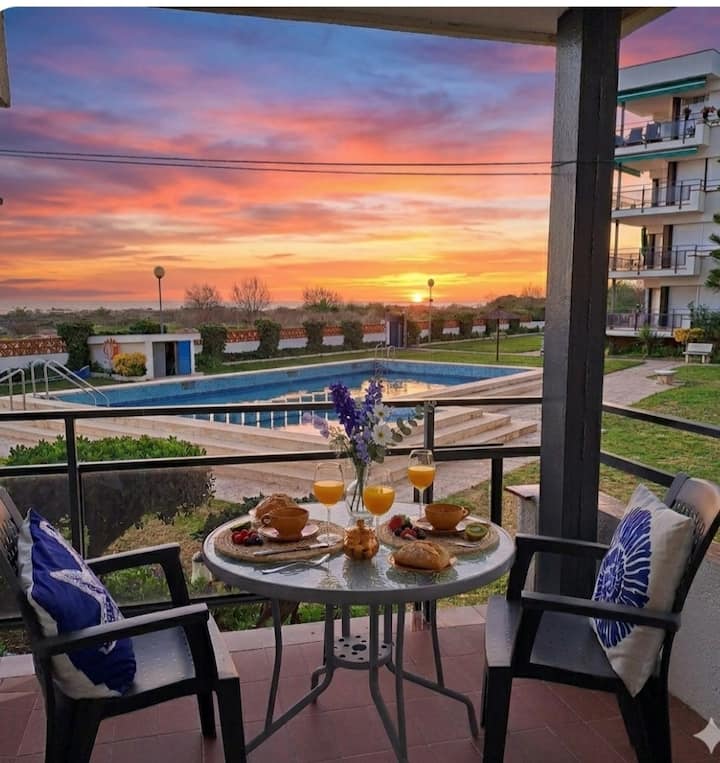 Apartamento Completo En Primera Línea De Playa - Creixell