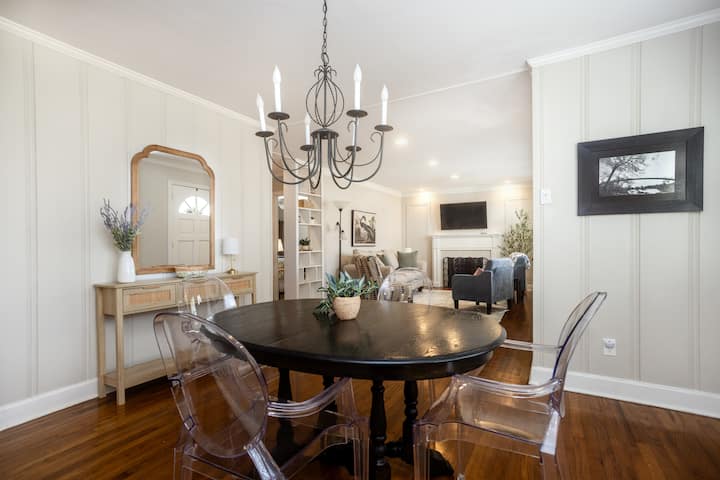 Near Furman • Tr / Greenville • Swamp Rabbit - Saluda Lake, SC