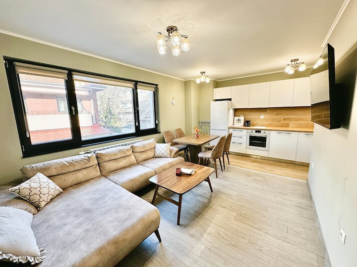 Centralside Retreat With Free Parking Spot - Plovdiv