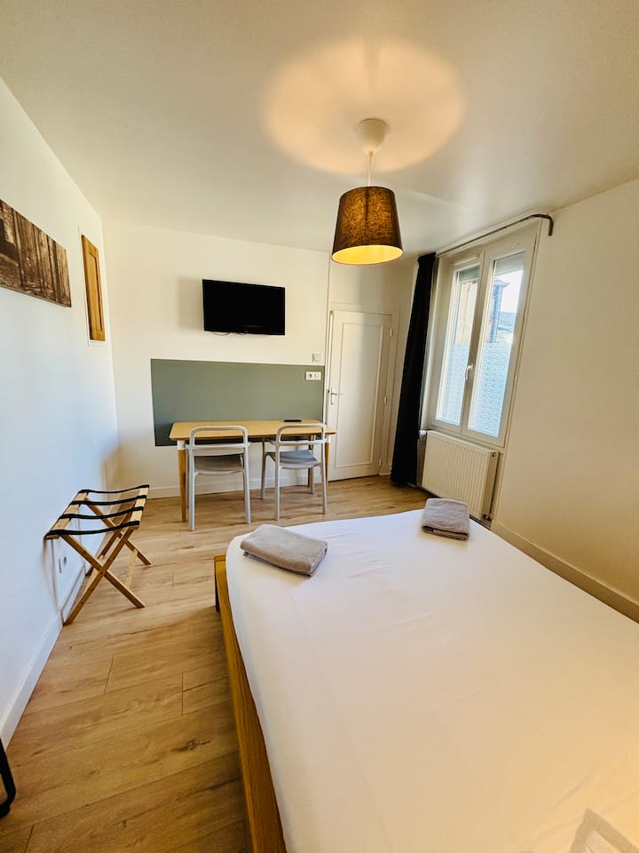 Le Clemenceau - Le 88b - 2 Pièces En Centre-ville - Gien