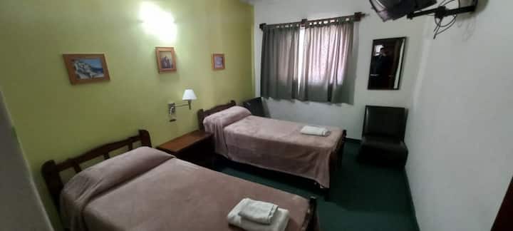 Hotel Familiar Microcentro - Villa Mercedes