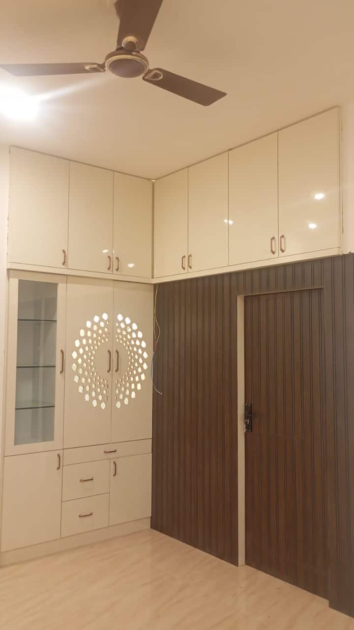 Santhosh Villa-1 Bhk, Near Langval Mall - Thanjavur