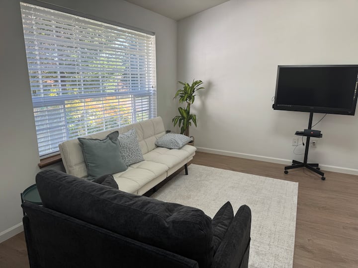 Clean House With Awesome Location In Silverdale - Poulsbo, WA